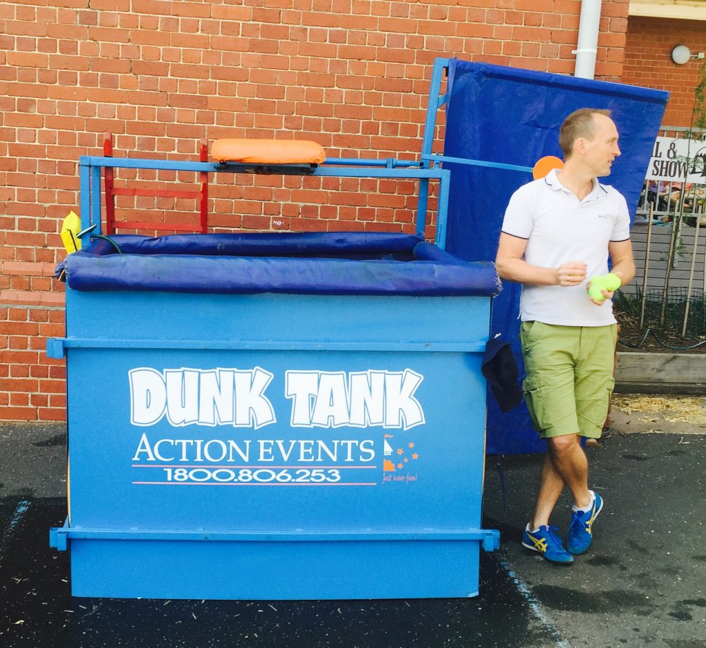 Dunk Tank Round Carnival Game - Action Events | Amusement Hire ...