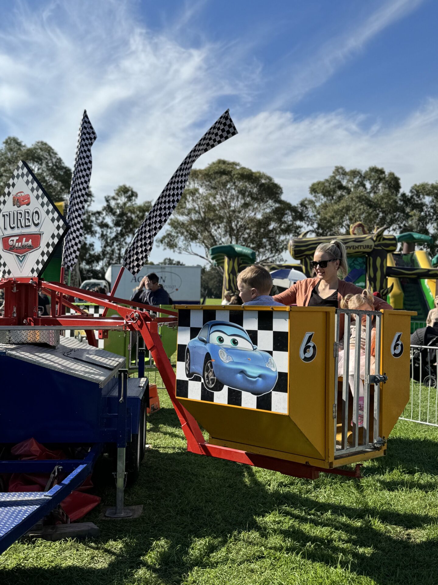 Turbo Tubs - Action Events | Amusement Hire Melbourne | Jumping Castle Hire